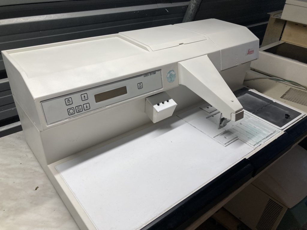 LEICA EG1160 Embedding Station – medistore-france